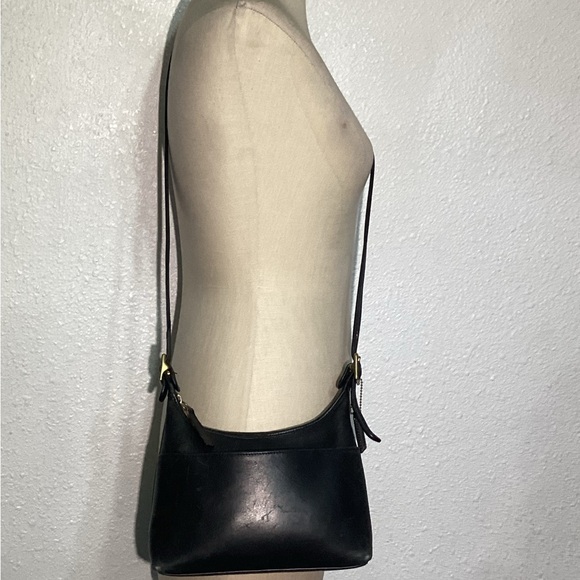 Coach | Bags | Coach Vintage Legacy 936 Black Leather Shoulder Bag ...